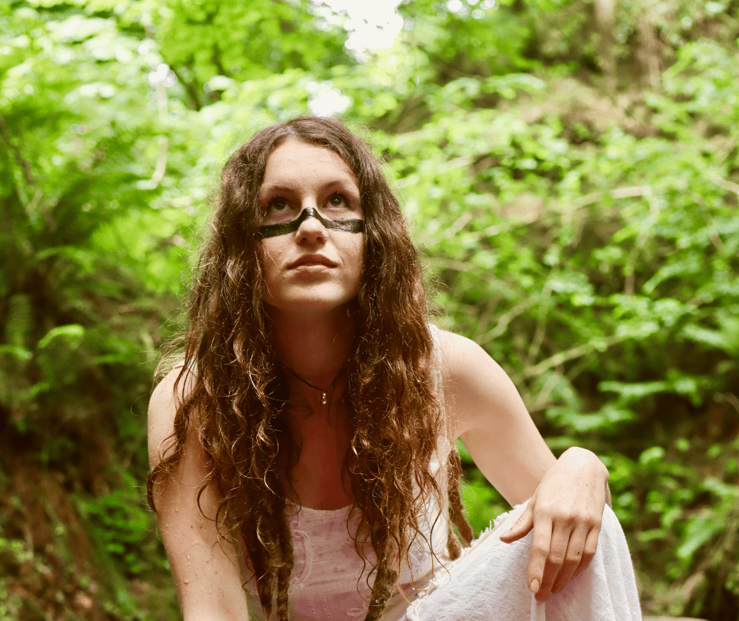 AMY MONTGOMERY announces the release of her debut EP 'Intangible' on ...