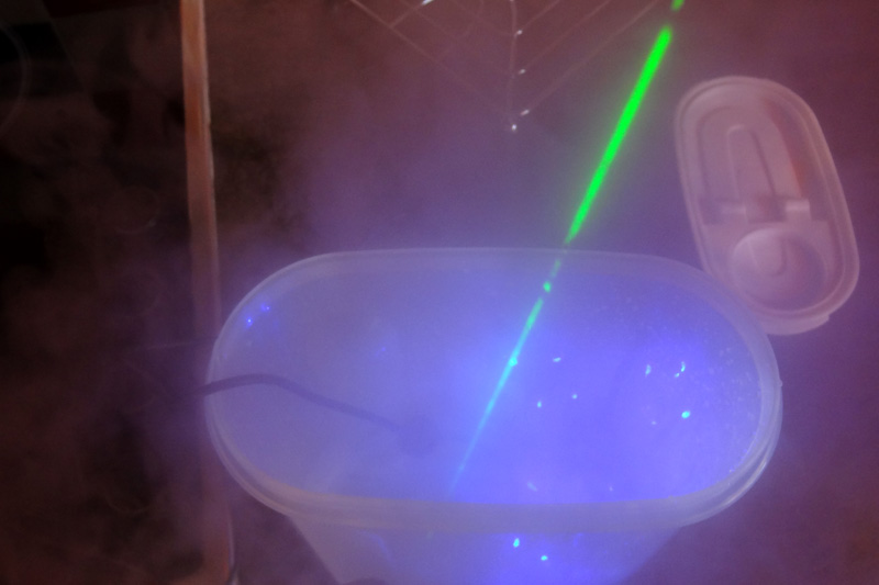 Experiments with Co2, Water Vapour, and Lasers – XRobots