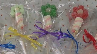 Chocolate and jelly bean flowers 🌸 Creative, colorful, and easy for children's parties