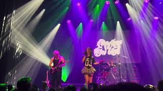 Emei - Irresponsible - LIVE from Haarlem 4K