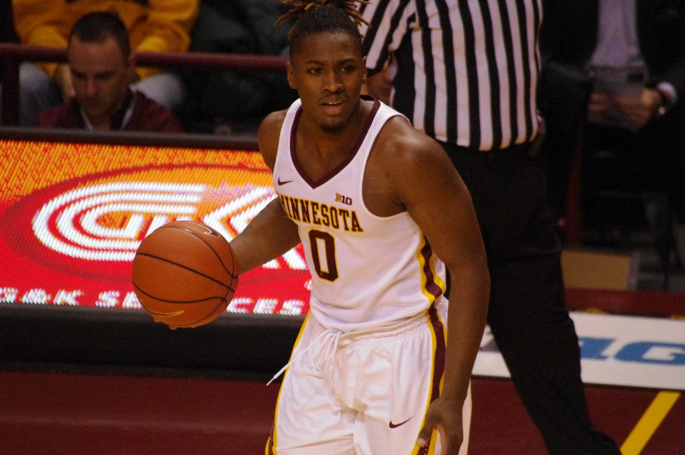 Akeem Springs Wins Game for Gophers on a Busted Play - Zone Coverage